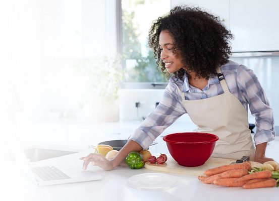 Arrow Home Products: Made in the USA. BPA Free. Plastic Homeware.